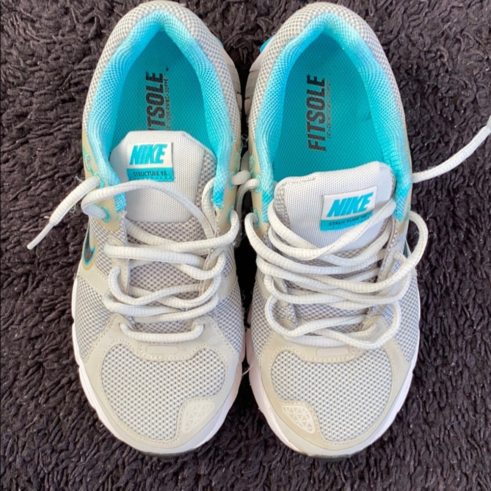 Nike Structure 15 Blue And White Sneakers Size 6.5 - Gem